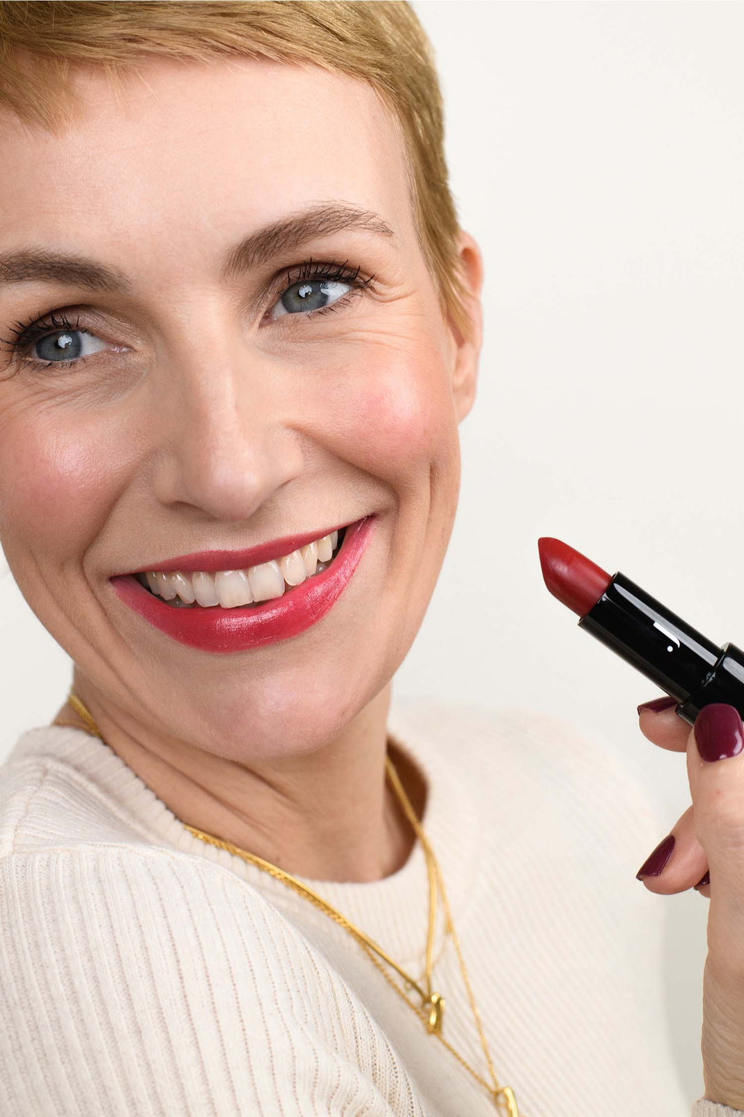 Sheer Lipstick | JACKS beauty line | Jetzt bestellen